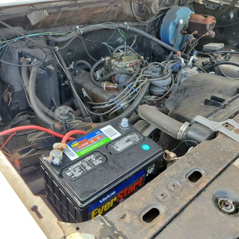 1981 Ford F100 4×4 Custom Shortbed Stepside barnyard find for sale