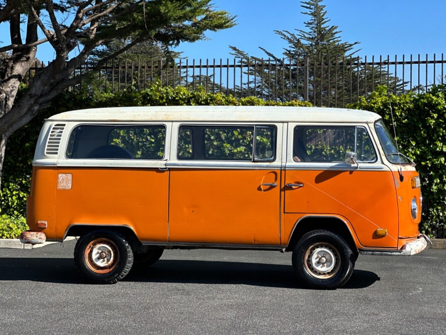 1972 Volkswagen Bus/vanagon for sale