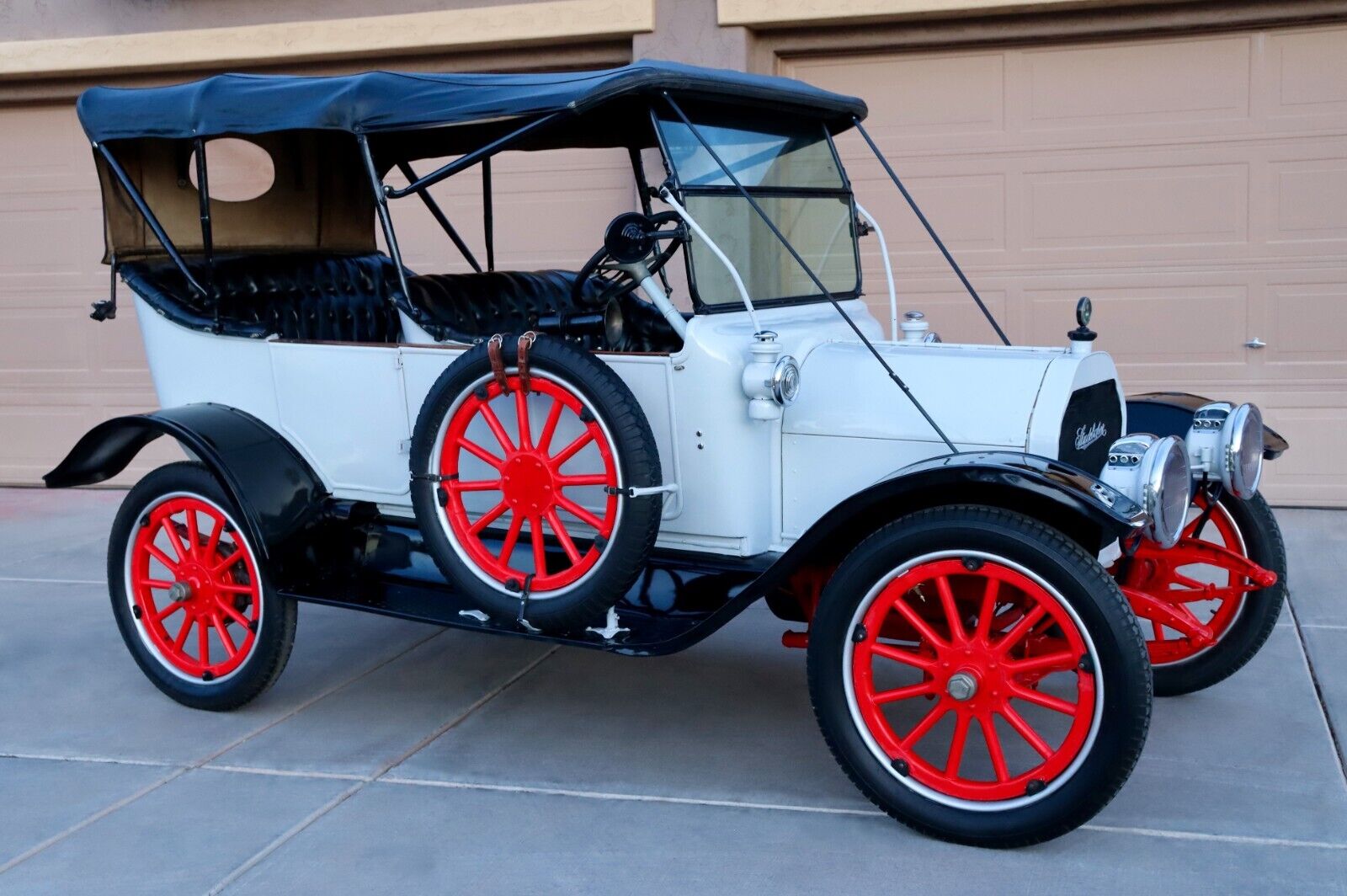 1913 Studebaker Model 25 – Ford T Style nice as a Cadillac or Packard ...